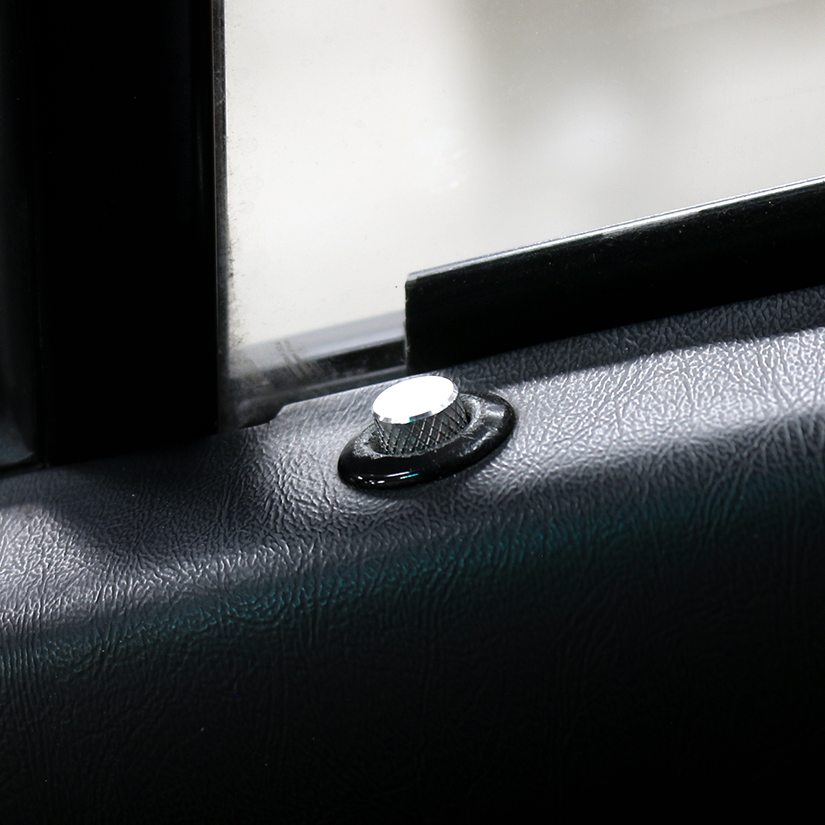 ALUMINUM DOOR LOCK PINS (SET) - PORSCHE 911/930/928 1977-1988 - Asphalt ...